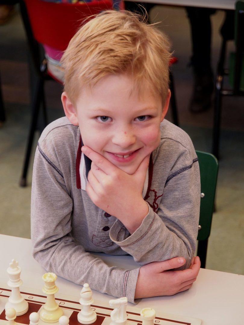 Gijsen groot talent bij jeugdschakers - Sliedrecht24