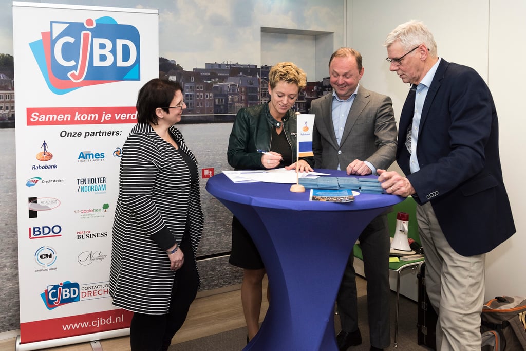 CJBD tekent contract met Rabobanken - Sliedrecht24