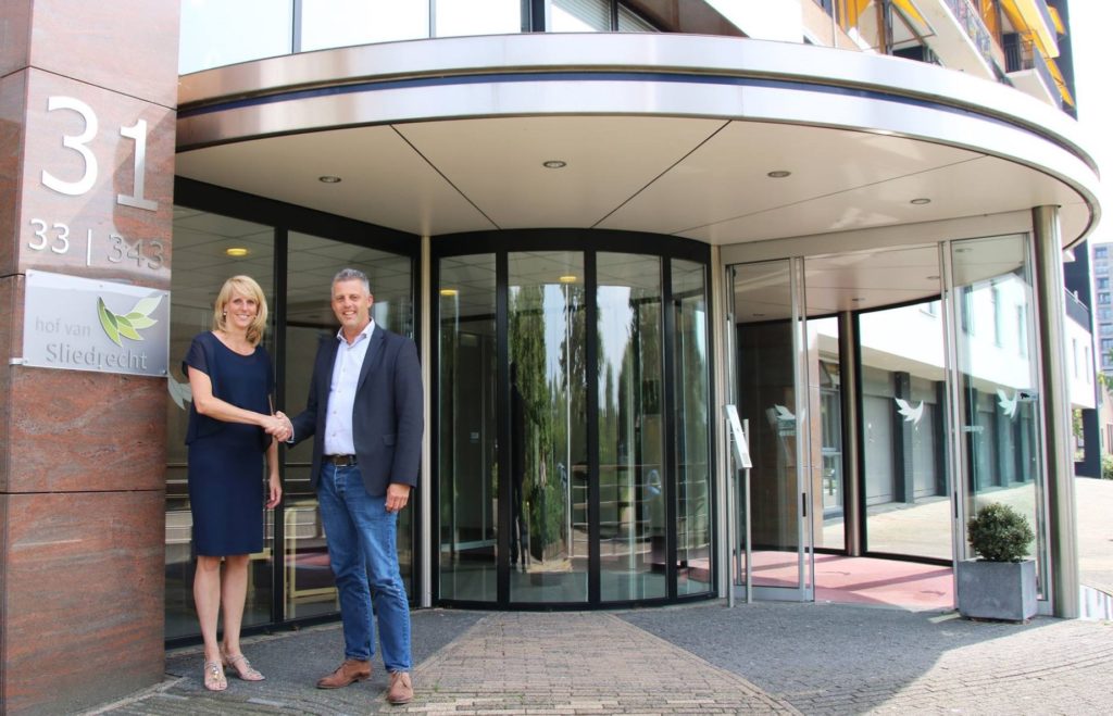 De Lange Wei gaat zorg thuis leveren op locatie Hof van Sliedrecht ...