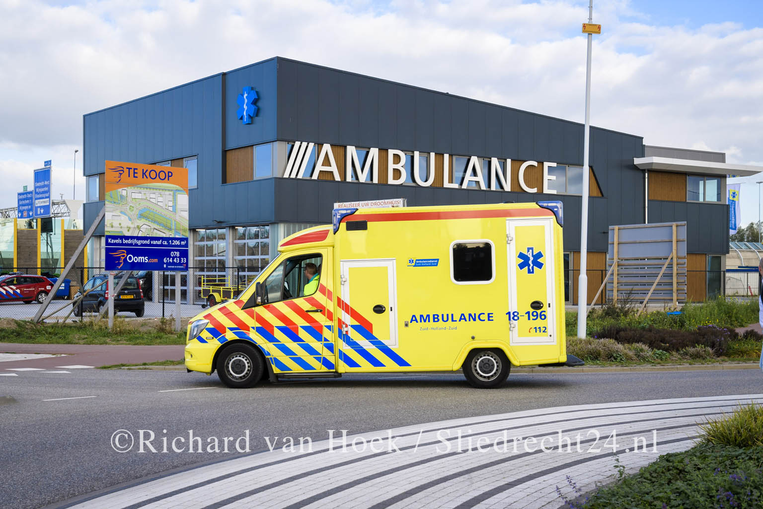 Nieuwe ambulancepost nabij Sliedrecht in gebruik genomen - Sliedrecht24