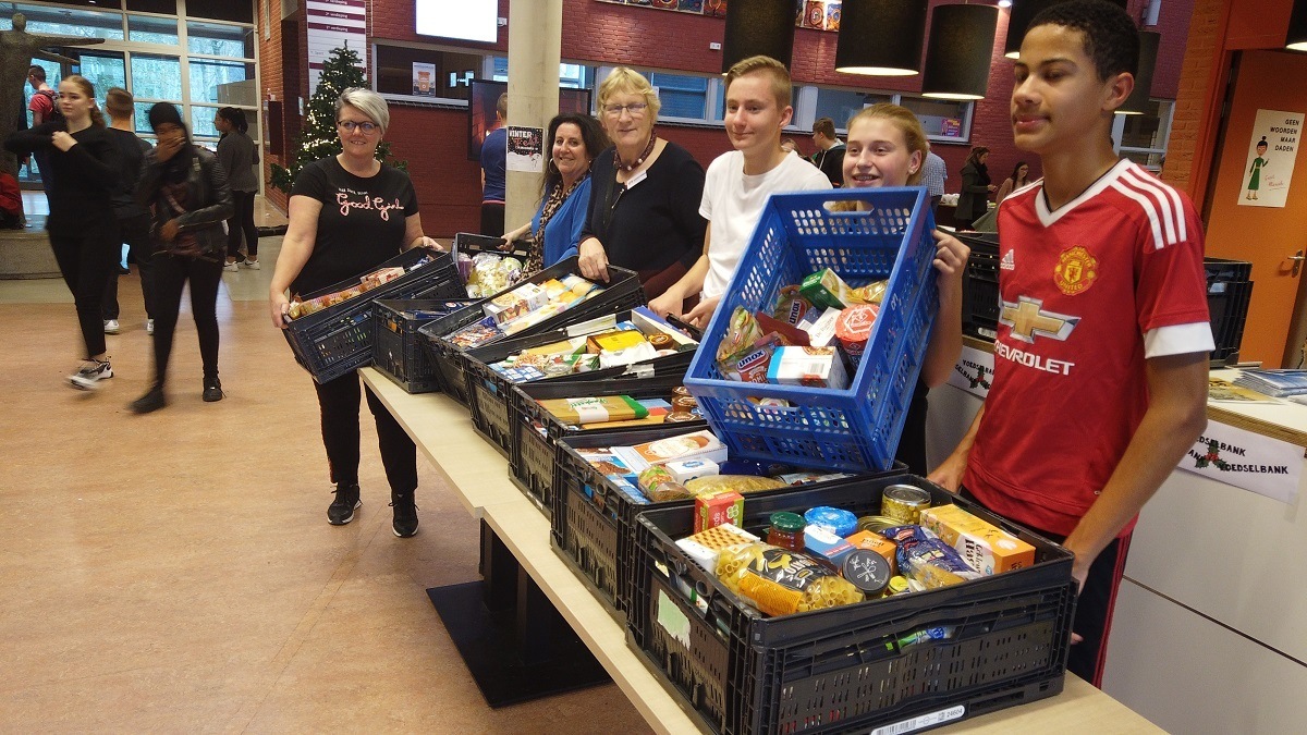 Scholieren van Griendencollege maken zich op voor kerstvakantie ...