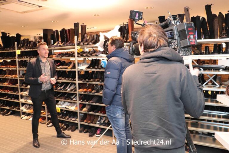 Van Mourik houdt pleidooi winkelopenstelling voor camera Hart van ...