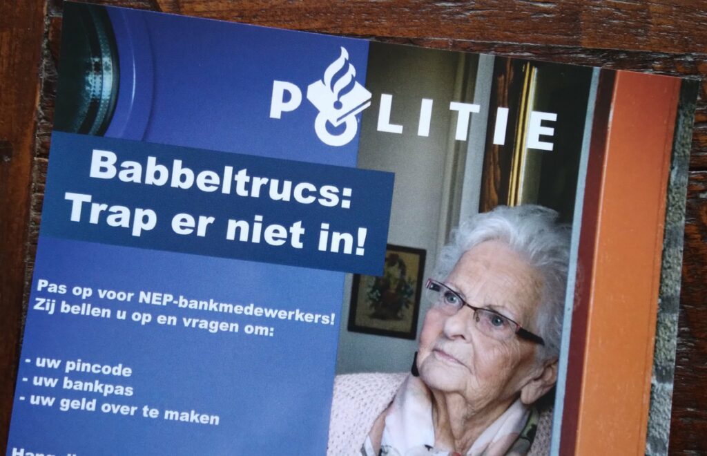 Oudere man slachtoffer van babbeltruc; politie waarschuwt 'trap er niet ...
