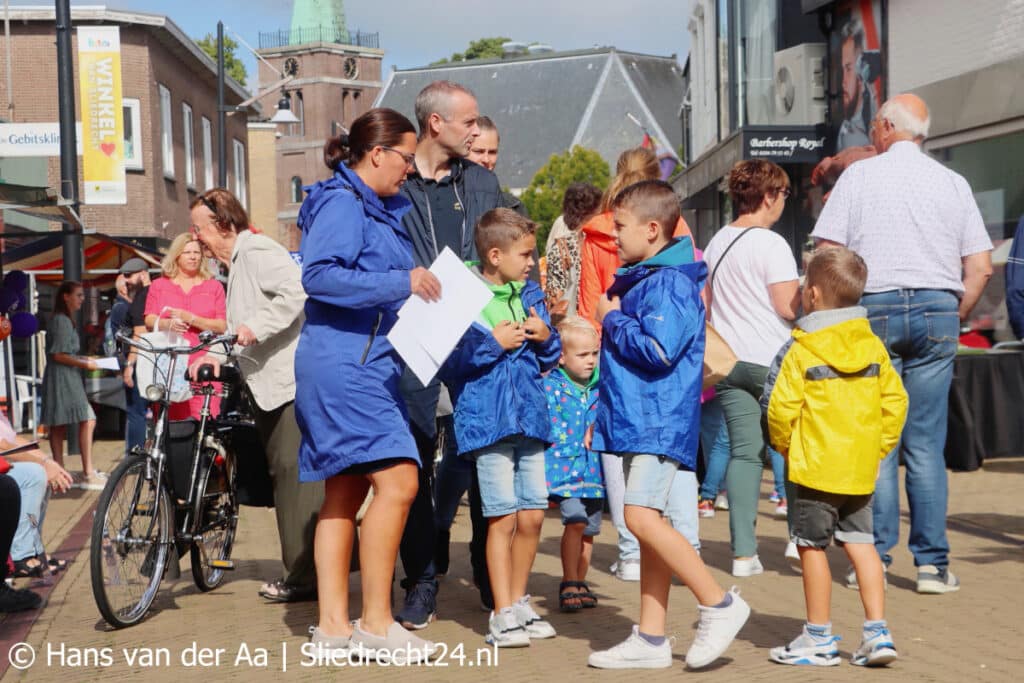 Eerste lustrum Living Statues and Art Festival met vijftig levende ...