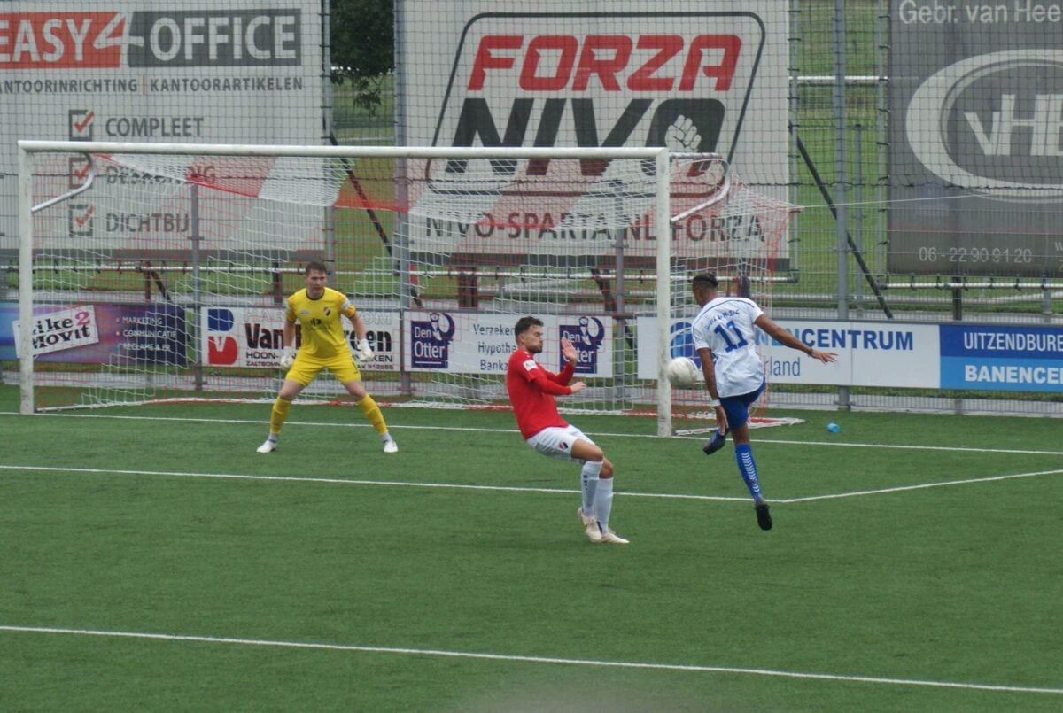 Hard werkend Sliedrecht begint competitie met winst - Oozo.nl