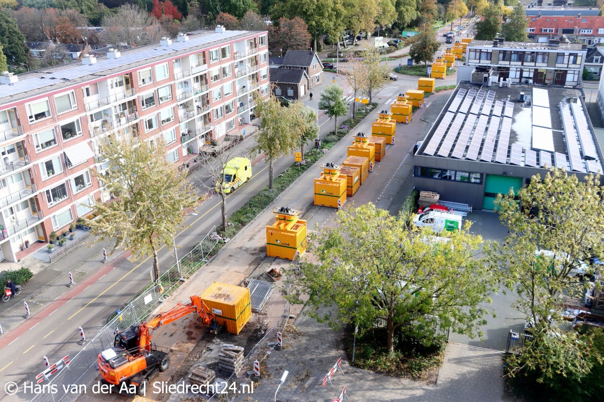 Aanleg warmtenet aan Deltalaan in volle gang - Sliedrecht24