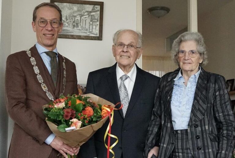 Echtpaar De Raad 65 jaar getrouwd - Sliedrecht24