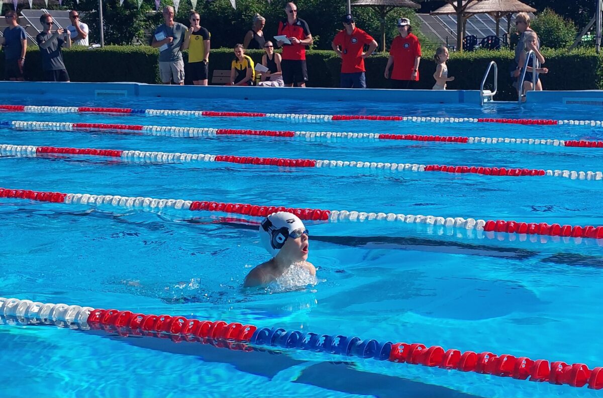 Door Water Fit kijkt trots terug op laatste wedstrijd - Sliedrecht24
