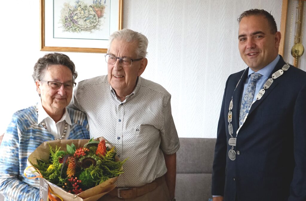 Echtpaar Alblas viert 60-jarig huwelijksjubileum - Sliedrecht24