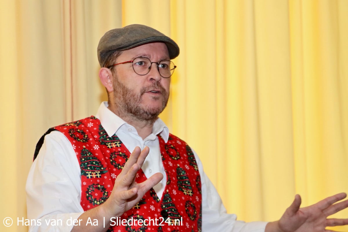 ‘Meesterverteller’ De Borst raakt harten van luisteraars - Oozo.nl