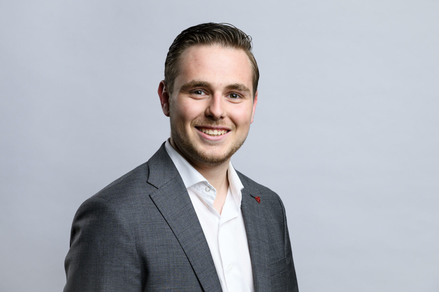 Ippel jr. volgt Oostrom op als raadslid bij SGP-ChristenUnie - Sliedrecht24