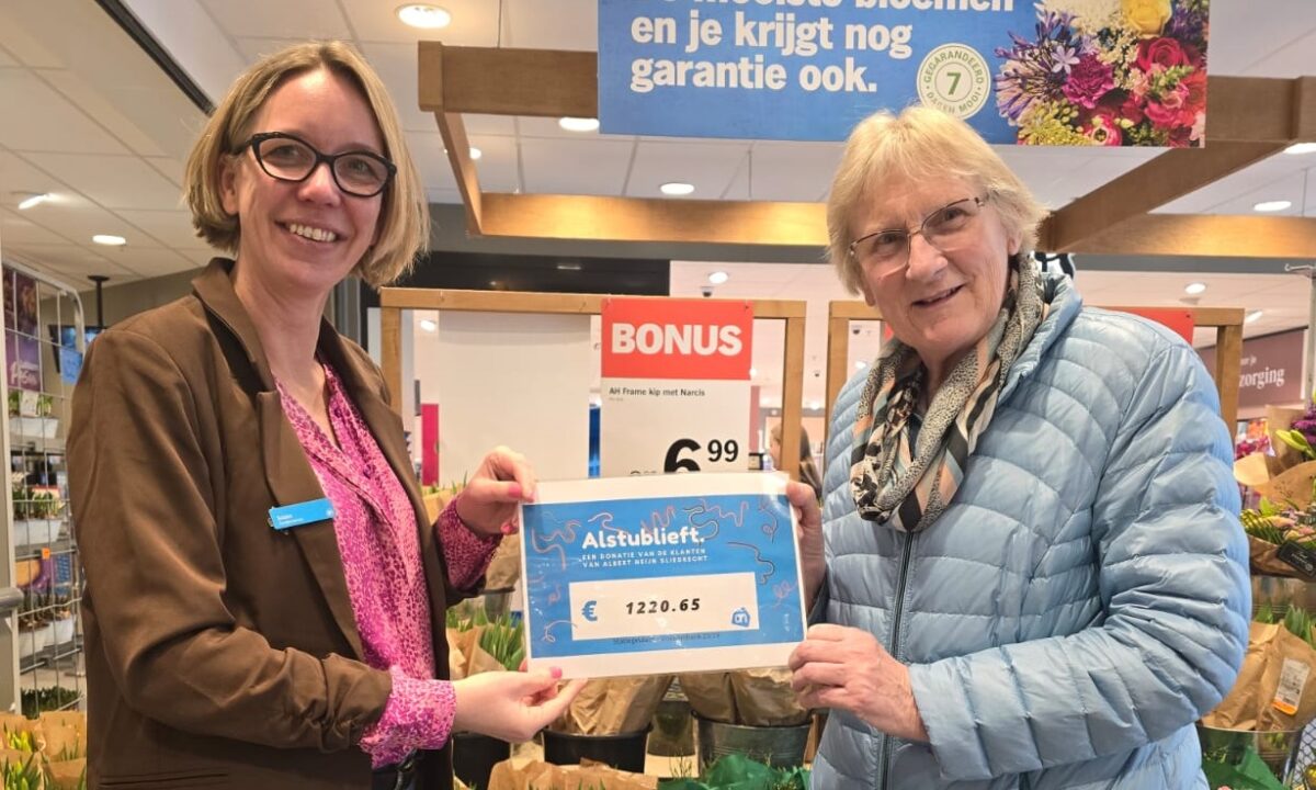 Albert Heijn Sliedrecht schenkt mooi bedrag opbrengst statiegeldbonnen ...