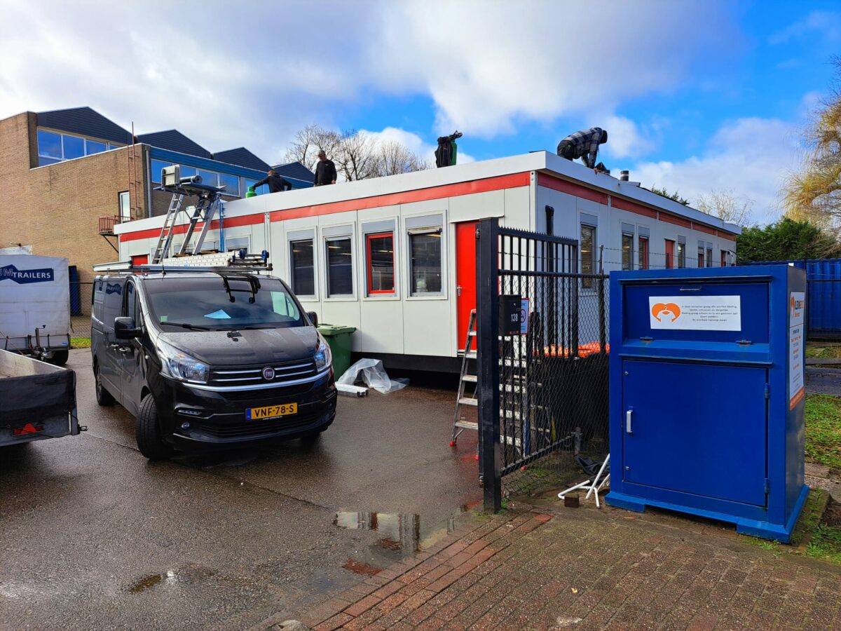 Kledingbank drie weken dicht vanwege verhuizing - Sliedrecht24