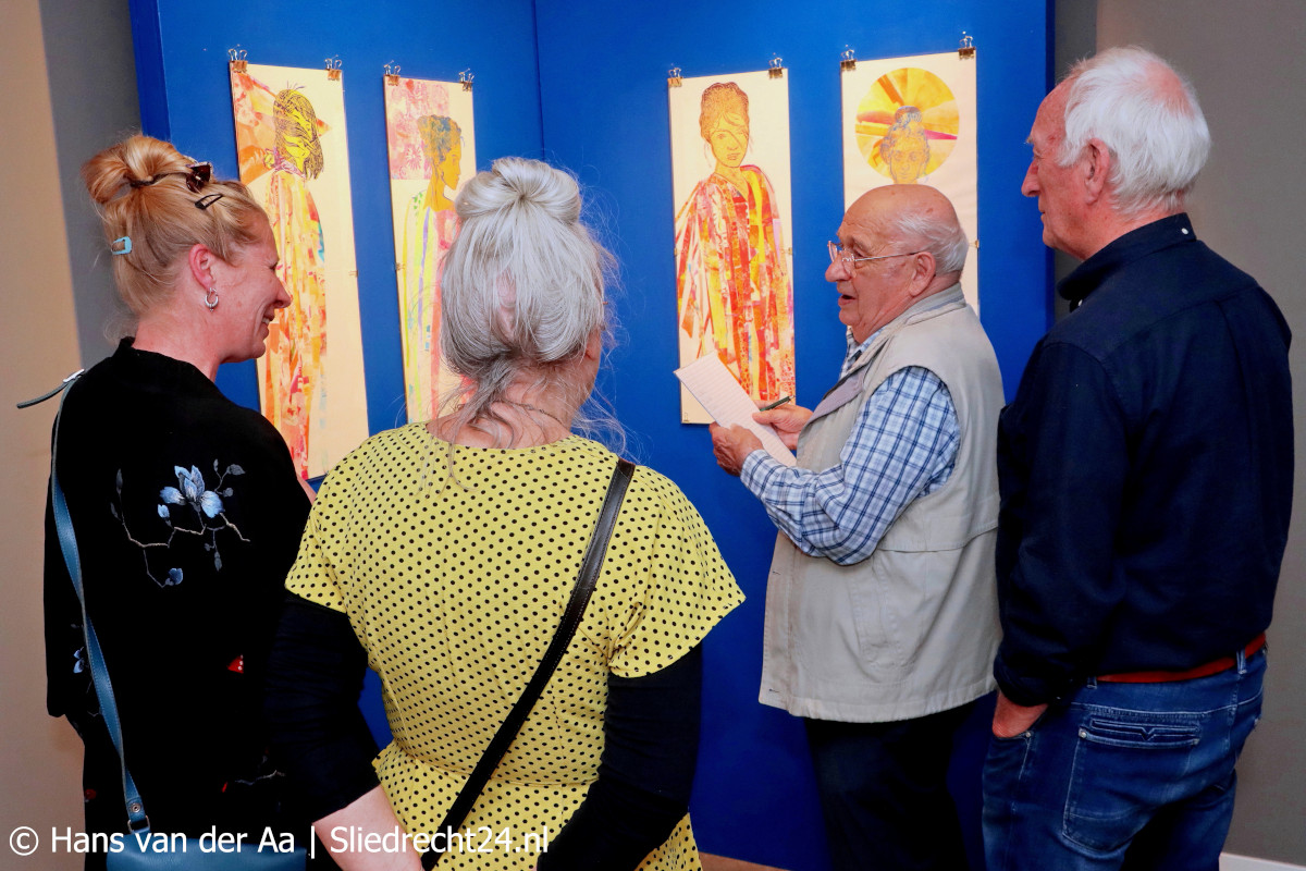 Eerste in reeks van drie kunstexposities van start in Sliedrechts ...