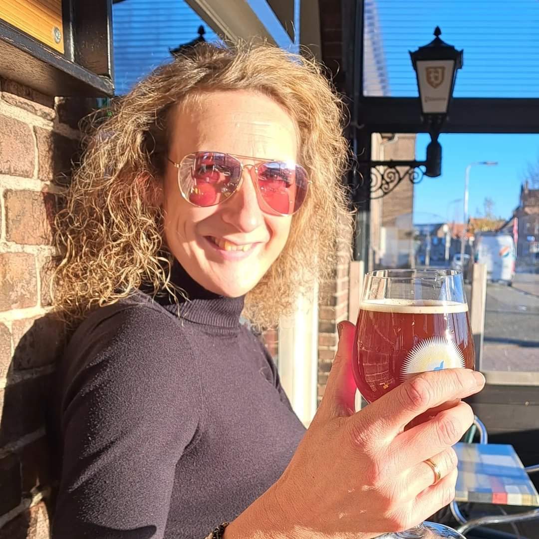 Buiteman binnenkort nieuwe eigenaar Café Korevaar - Sliedrecht24