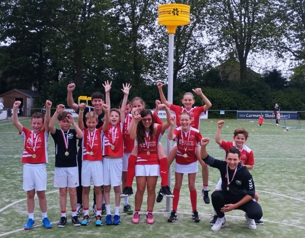 Merwede/Multiplaat D2 voor derde keer kampioen - Sliedrecht24
