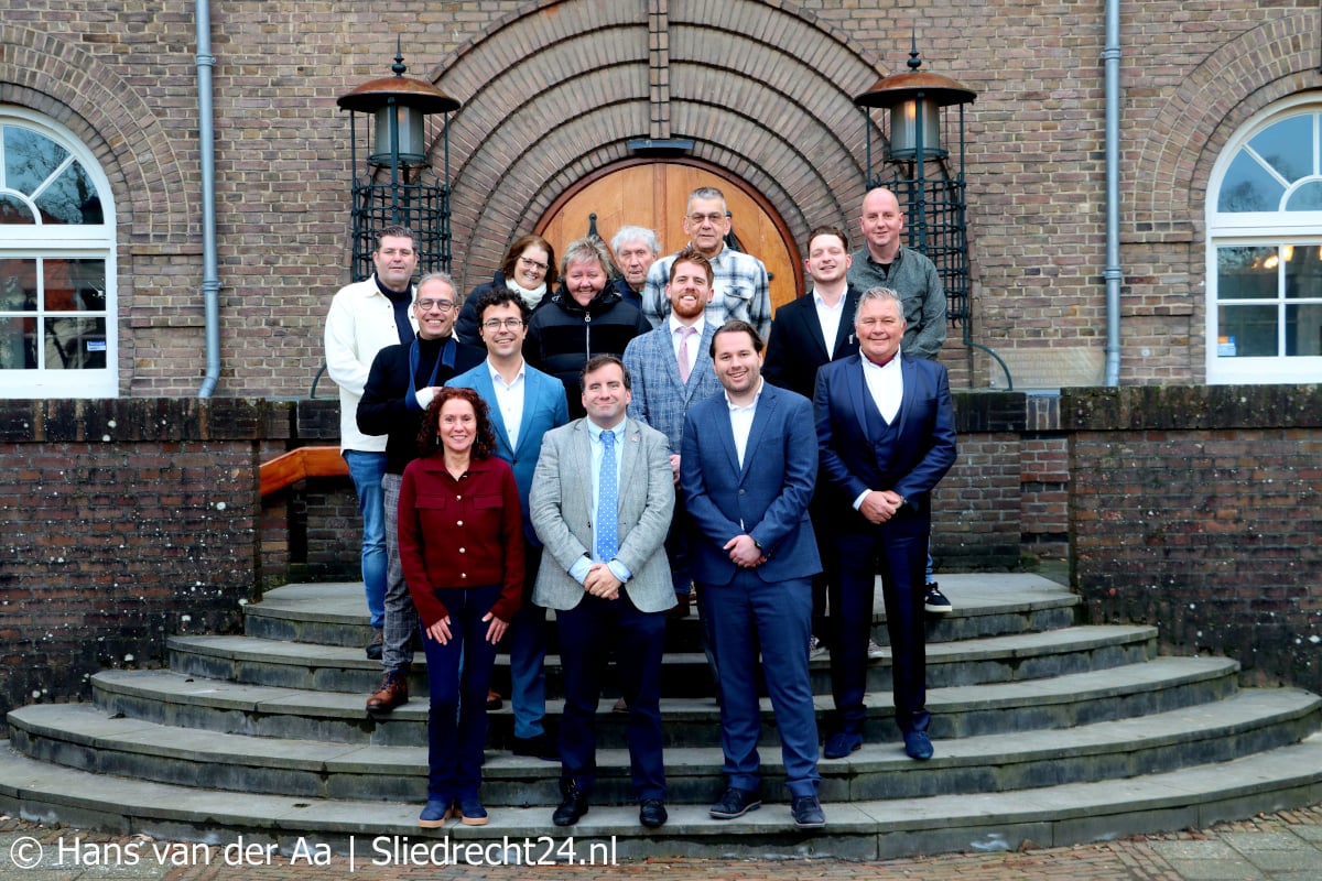 Ludieke presentatie verkiezingsprogramma lokale politieke partij ...