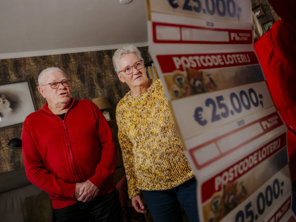 Echtpaar Bezemer wint tien jaar lang € 25.000,- per jaar in Postcode ...