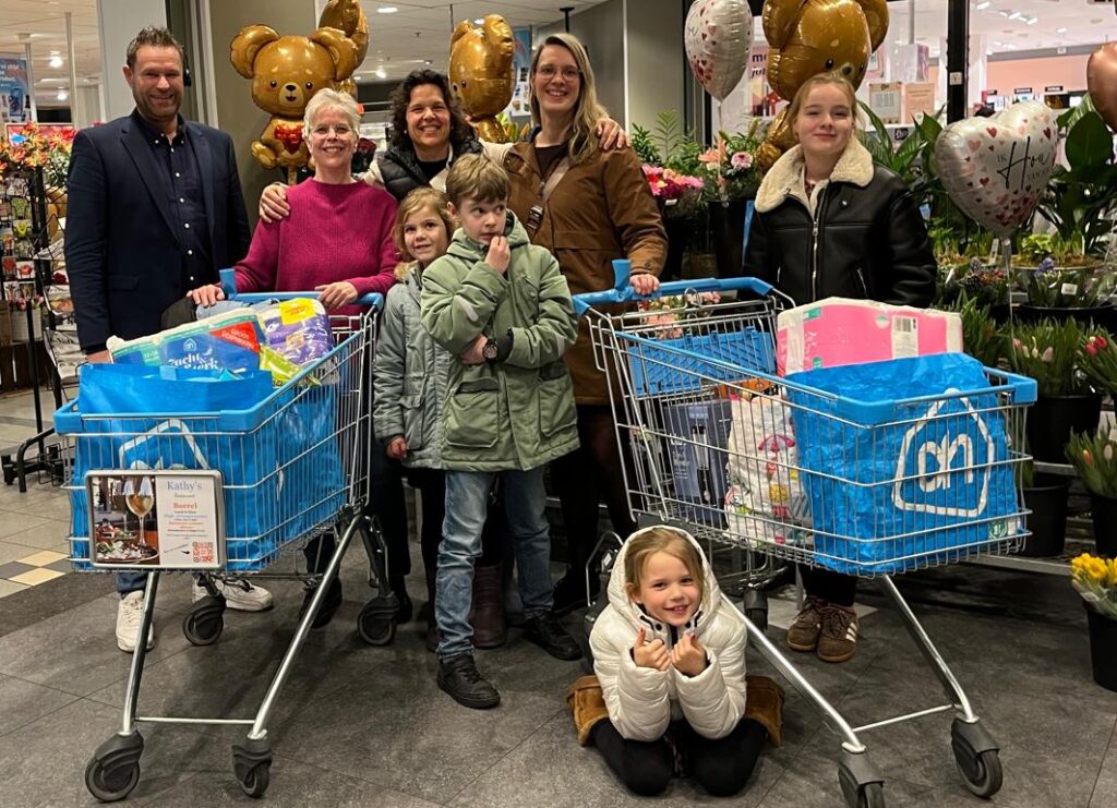 Klanten van Autoservice Van der Linden mogen gratis winkelen - Sliedrecht24